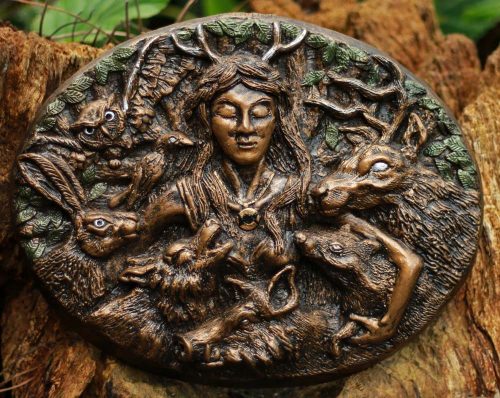 Elen of the Ways Sculpture - Spirit of the Green Man