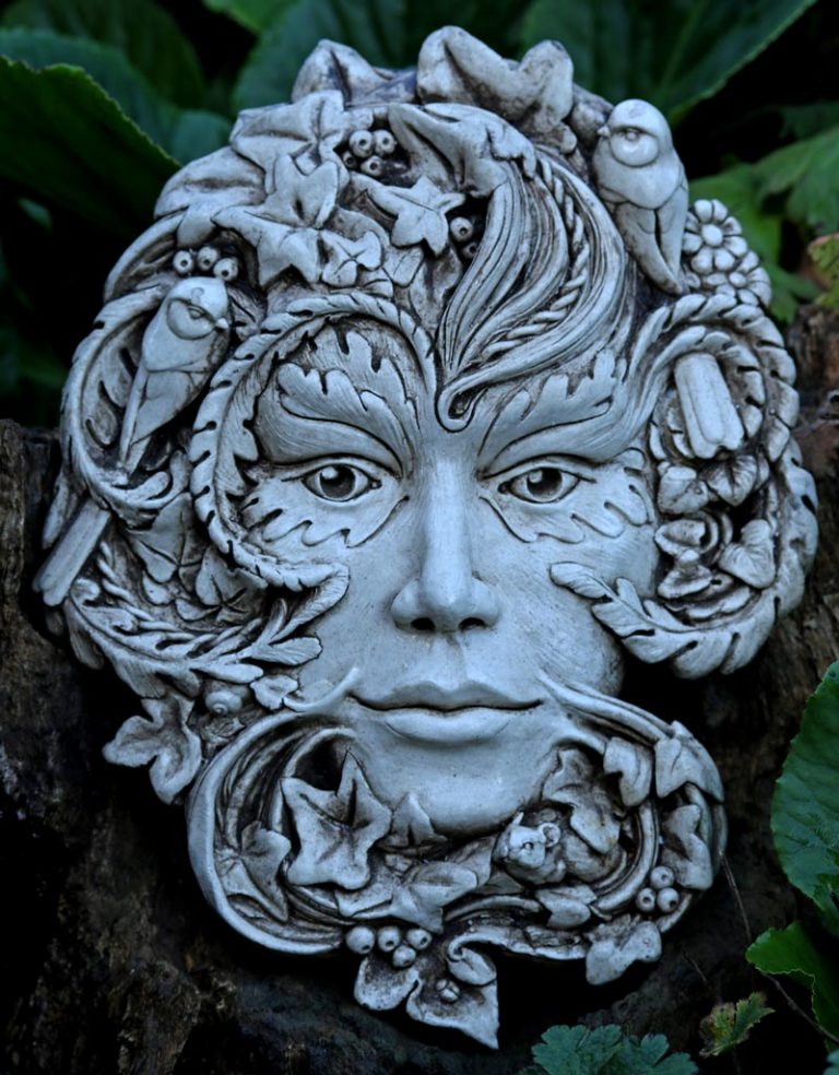 Gaia Earth Green Lady: natural finish - Spirit of the Green Man